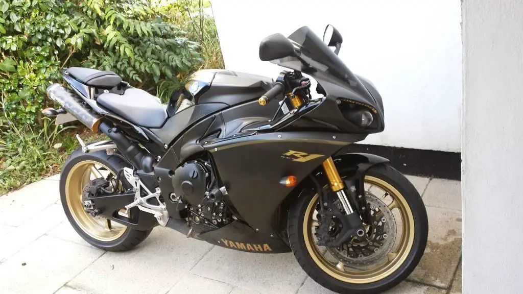 2009 YAMAHA YZF R1 09 BLACK
