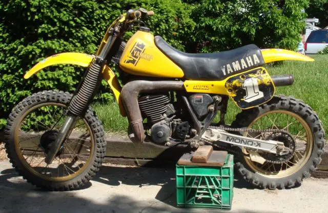 Yahama YZ490 J Dirt Bike