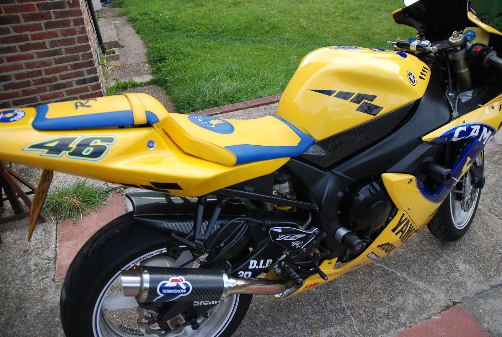 YAMAHA R1 2002 No Reserve 