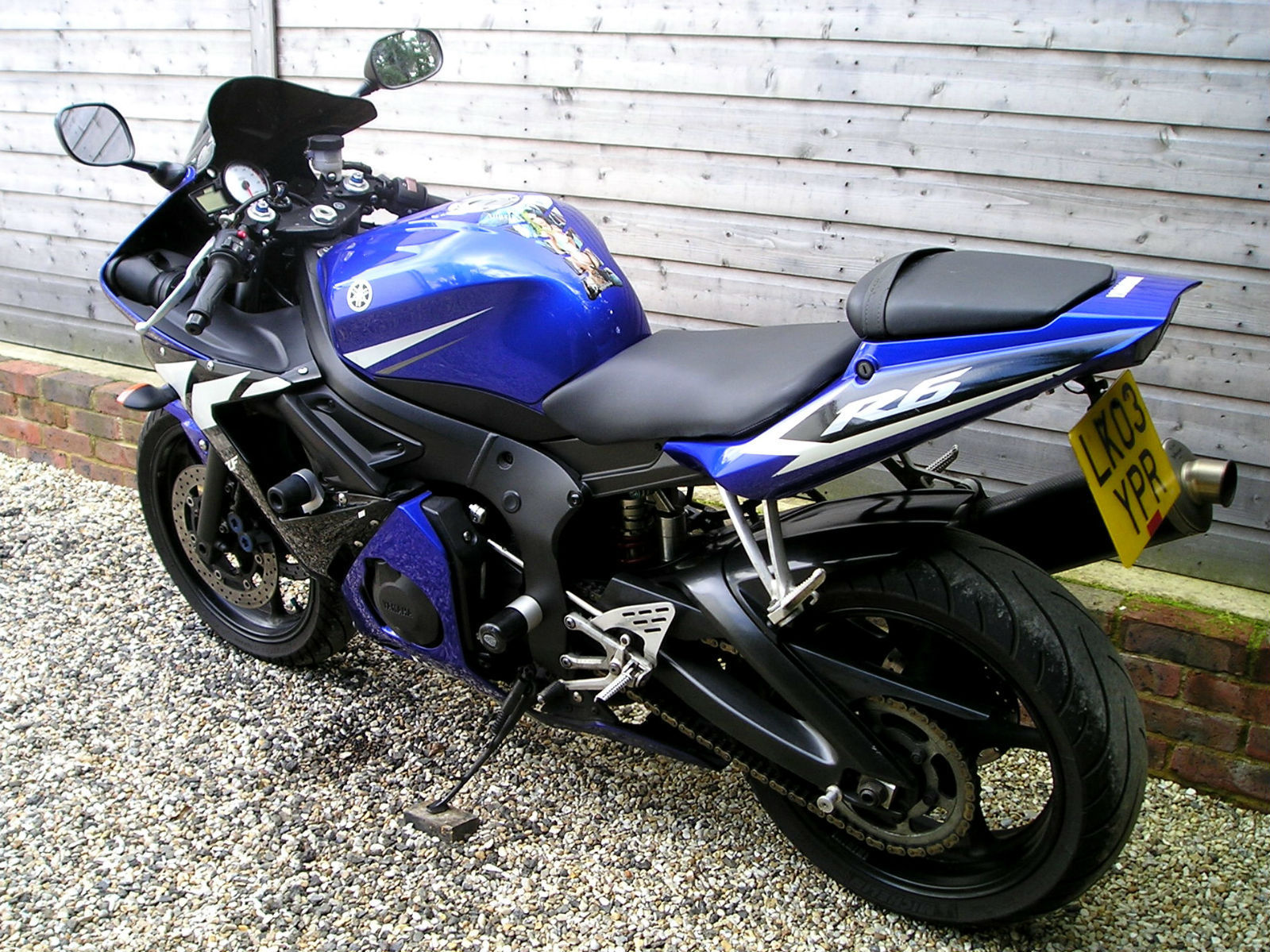 YAMAHA YZF R6 LATER 2003 MODEL AKRAPOVIC EXHAUST MORE 2003 03 REG