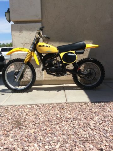 1977 SUZUKI RM125B