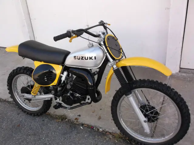 1977 ALLOY TANK RM 125 SUZUKI Runs + LOOKS GREAT LOW HOUR NICE VINTAGE ...