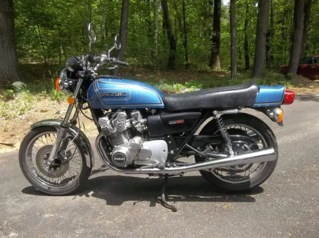 1977 Suzuki GS750 no reserve