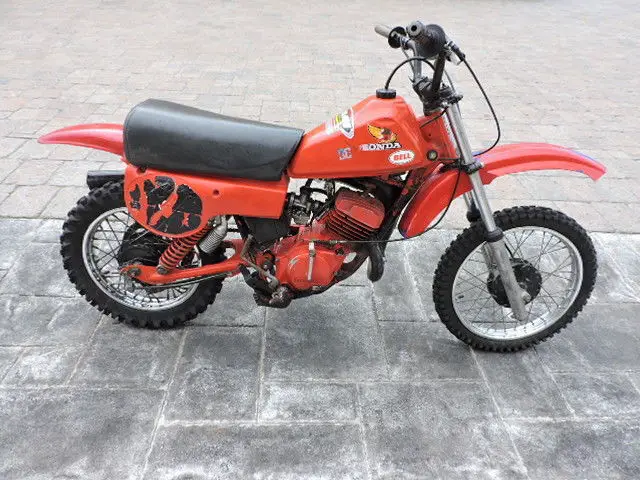 1980 Honda CR80 Red Rocket / Matching #s / Title NO RESERVE AUCTION 6 SPEED