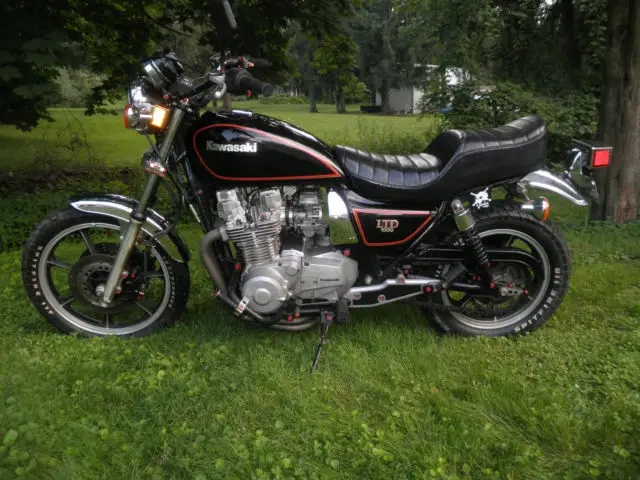 1982 KAWASAKI KZ1000 LTD