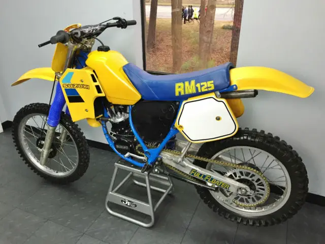 1984 Suzuki RM125 Great affordable racer! RM 125 AHRMA