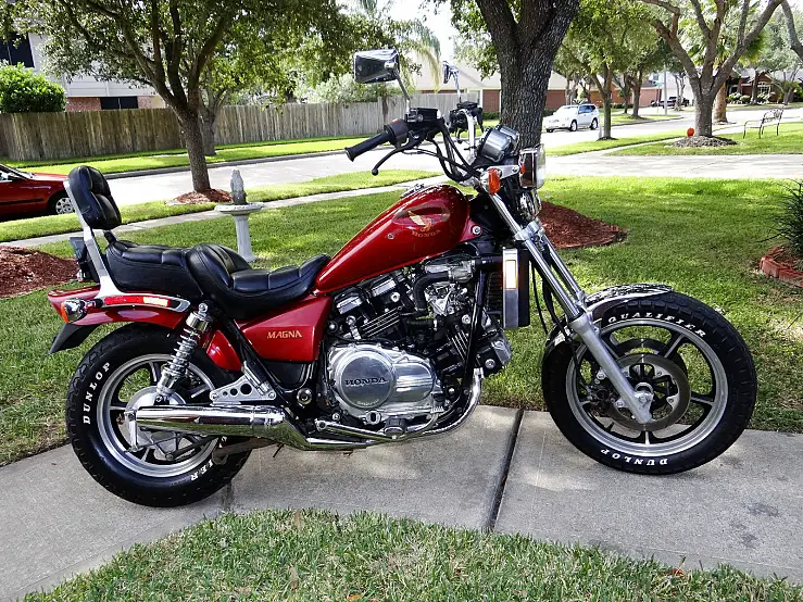 1985 Honda Magna V45 VF700