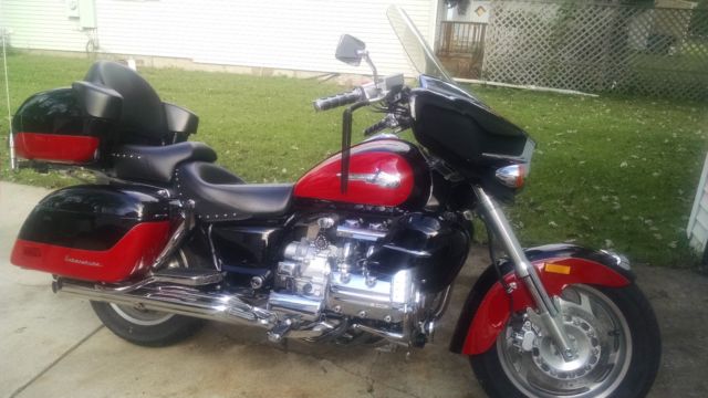 1999 Honda Valkyrie Interstate HOT Red and Black