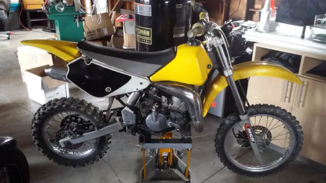 2000 Suzuki RM80 80cc Dirt Bike w/FMF Gold Series Pipe