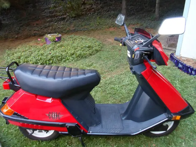 2003 Honda Elite 80cc Scooter