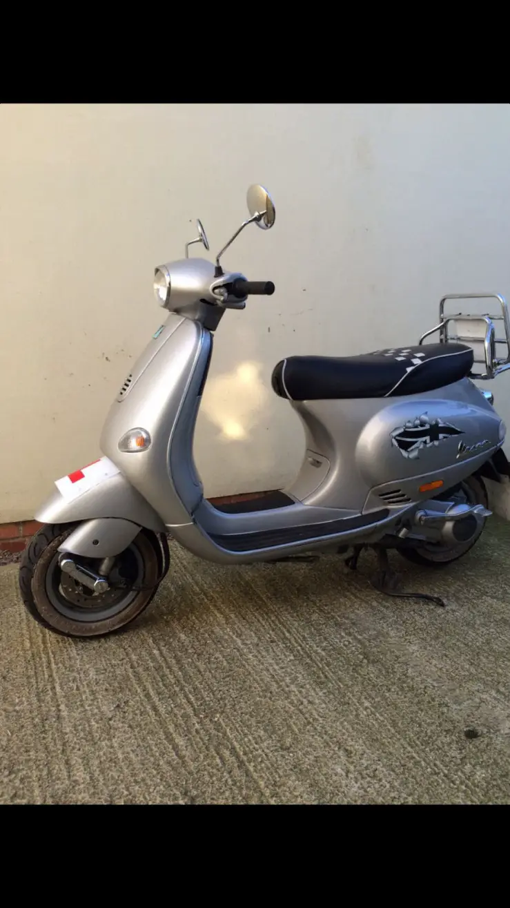 2003 PIAGGIO VESPA ET4 SILVER 125cc