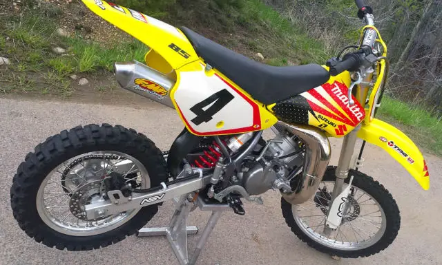 2005 Suzuki RM 85 Dirt Bike - RM85 Motocross - Near New EXCELLENT ...