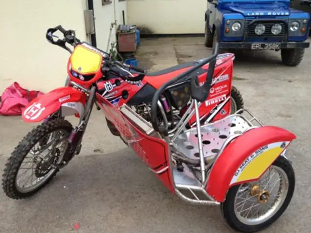 2006 vmc husky 620 sidecar