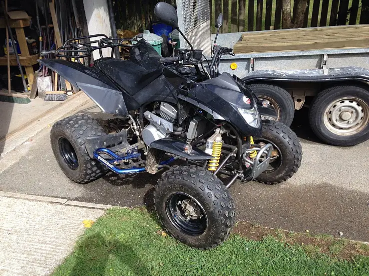 2012 QUADZILLA 300 Xlc (black)