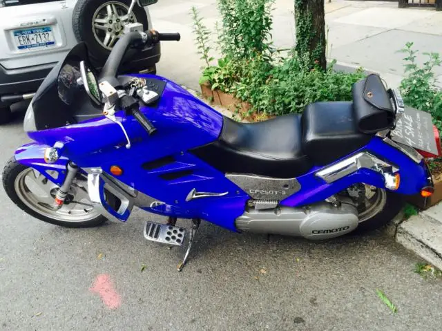 CF Moto 250 T -V3 Automatic Motorcycle/Scooter Blue 250cc