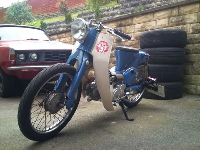 custom 1975 honda c70 chop bobber cafe racer fitted with 120cc racing ...