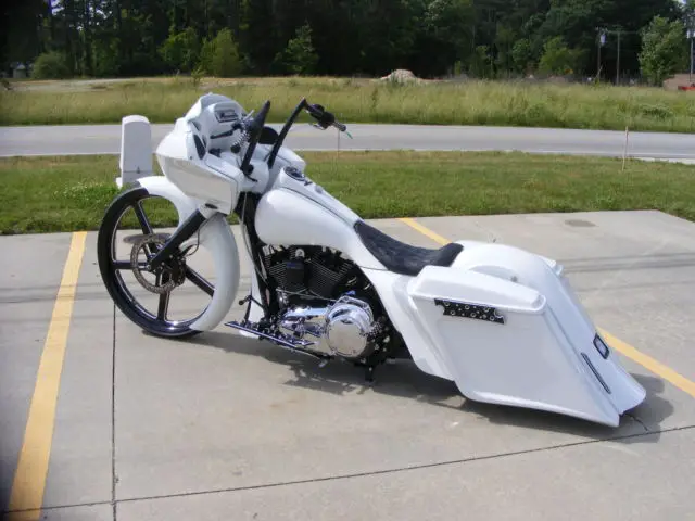 Custom 30 Inch wheel Bagger 2007 Road King Harley Davidson Street Glide ...