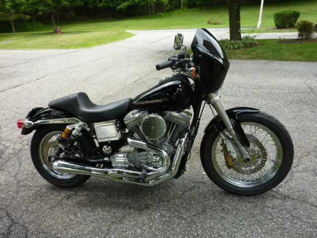 Harley Dyna FXD Superglide "club style"