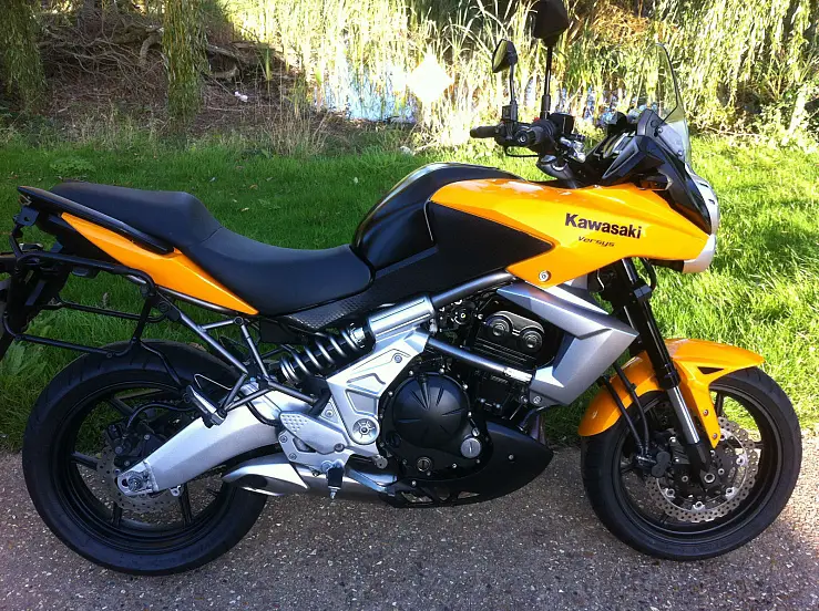 Kawasaki KLE 650 Versys CAF