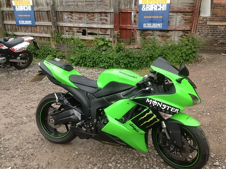 Kawasaki ZX 600 P7F, Green, 2008 ZX6R Ninja, 12,000 miles, 12 months M.O.T