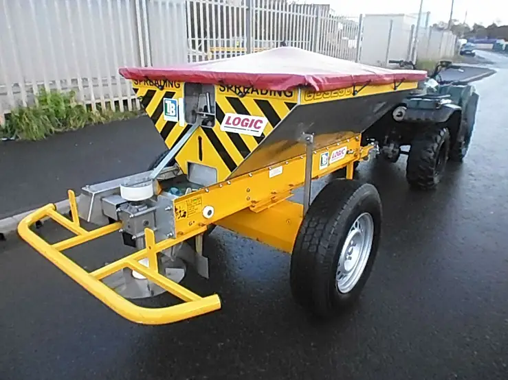 LOGIC GDS250 GRITTER SALT SPREADER TOW BEHIND ROAD LEGAL GRITTER FARM ...