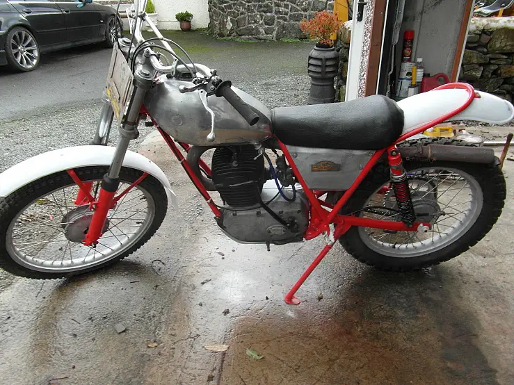 OSSA MAR 250 TRIALS BIKE