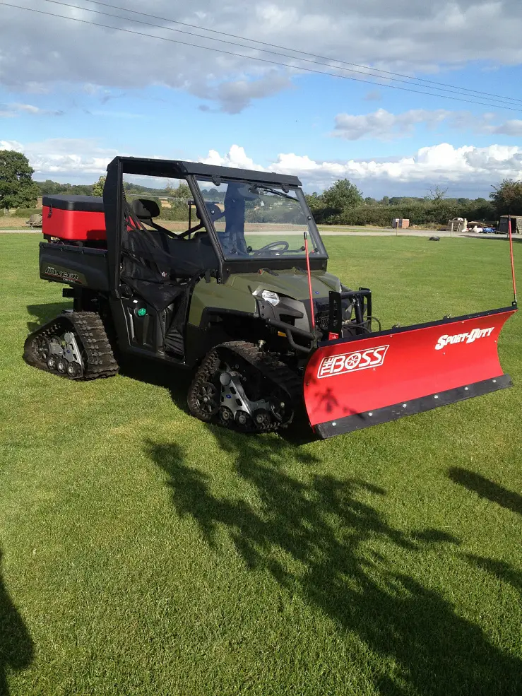 POLARIS RANGER 900 DIESEL GATOR MULE KUBOTA UTV UTILITY VEHICLE HIRE ...