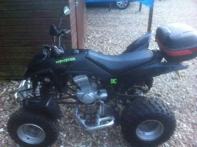 Quadzilla 300l road legal quad bike