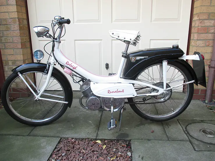 Raleigh Runabout RM6 Vintage Moped with MOT and TAX on Original Reg ...