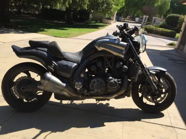 RUNNING GHOST RIDER NICK CAGE HERO MOTORCYCLE PROP 2009 YAMAHA VMAX ...