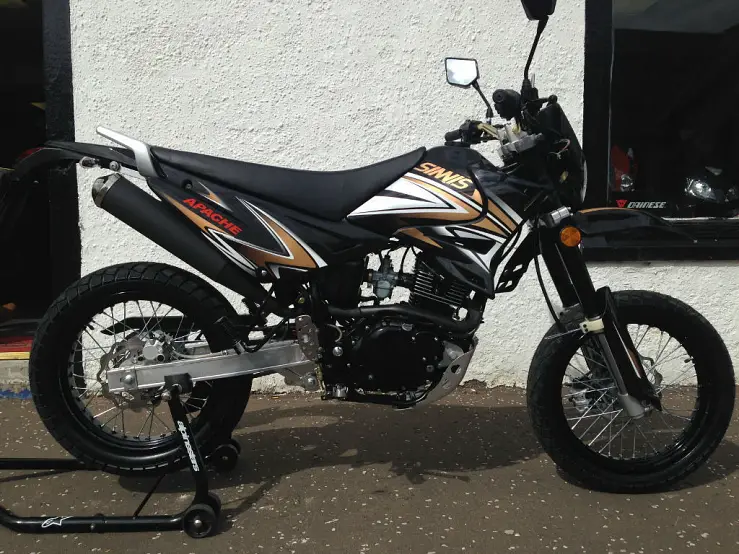 SINNIS Apache 125cc Supermoto **FINANCE AVAILABLE!!** 125 cc motorcycle