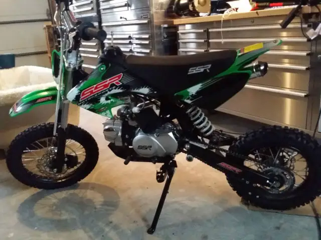 SSR SR 125cc Dirt Bike