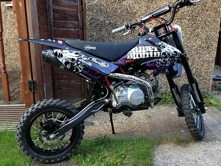 Stomp Z140 Pit Bike