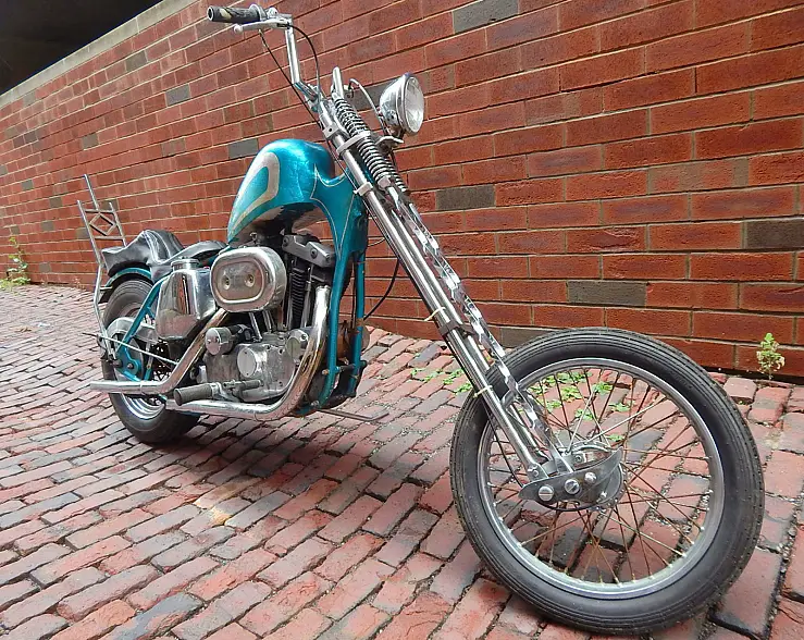 SURVIVOR Old School Chopper Ironhead 70"s Harley springer hardtail rigid