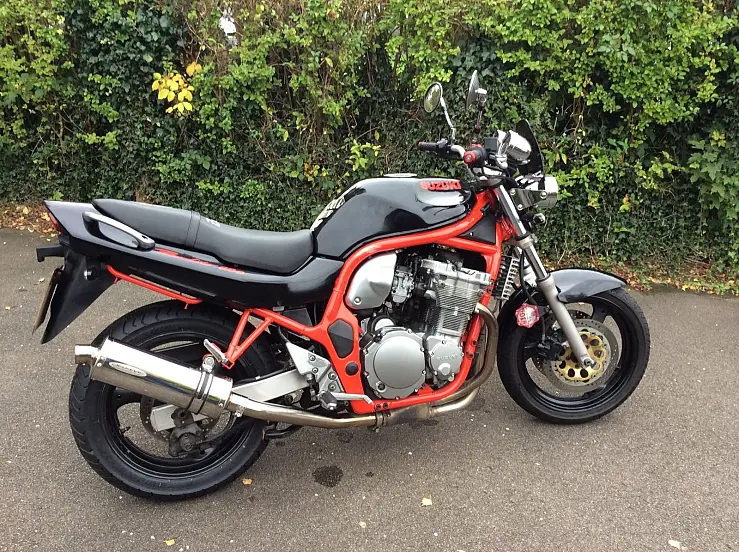 Suzuki Bandit 600cc Streetfighter 1996