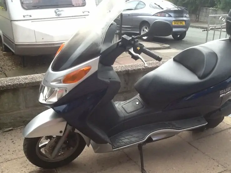 SUZUKI BURGMAN 150 cc