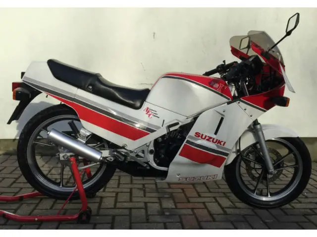 Suzuki RG125