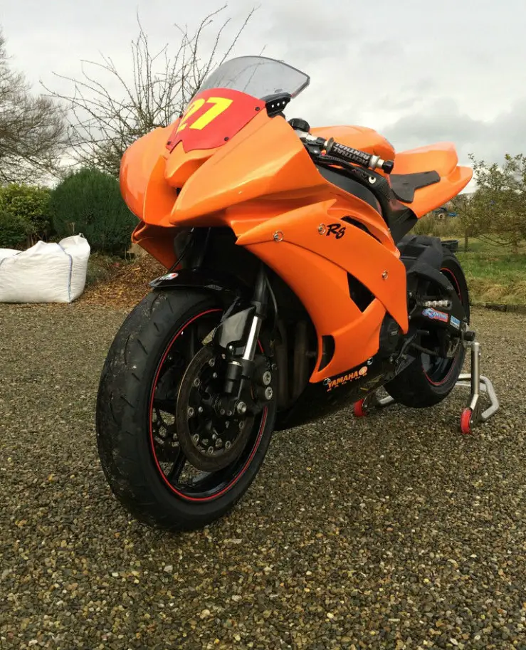 Yamaha YZF R6 13S 2010 superstock race / track bike with V5