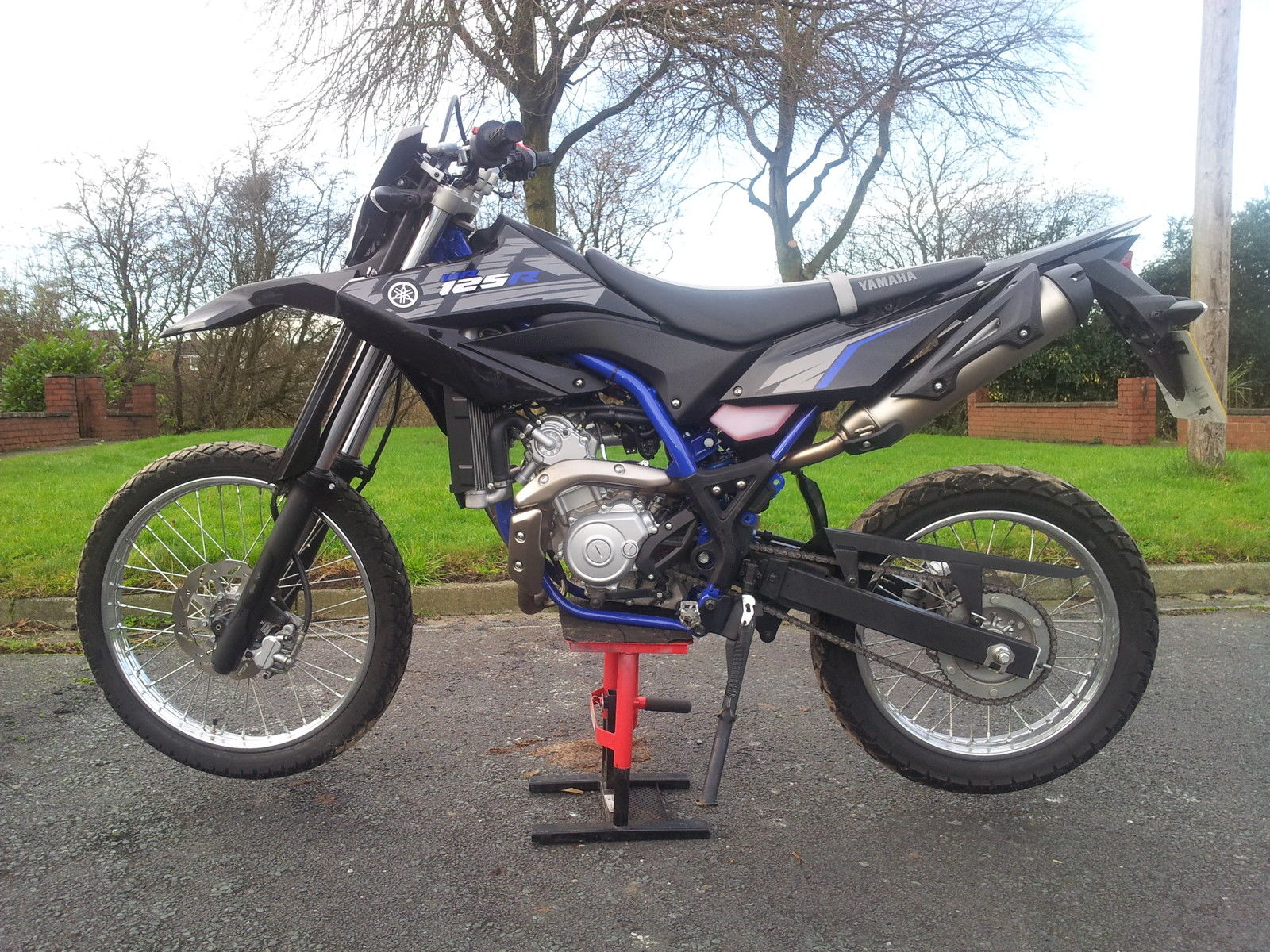 ** YAMAHA WR 125 X R 2014