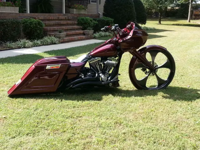 02 Harley Davidson baggers with 30 inch wheel