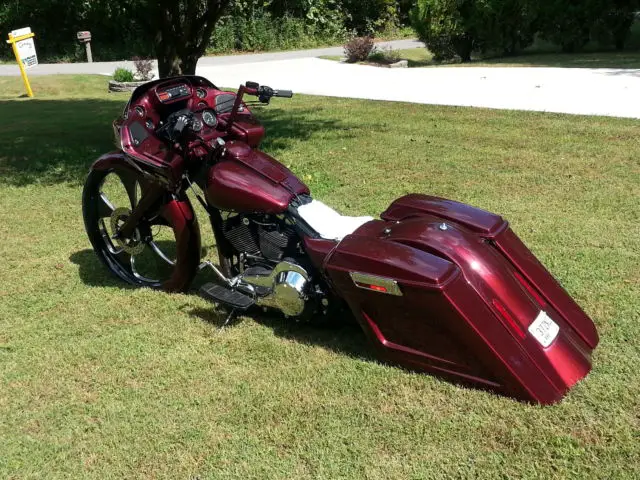02 Harley Davidson baggers with 30 inch wheel