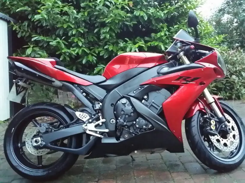04 2004 Yamaha yzf R1