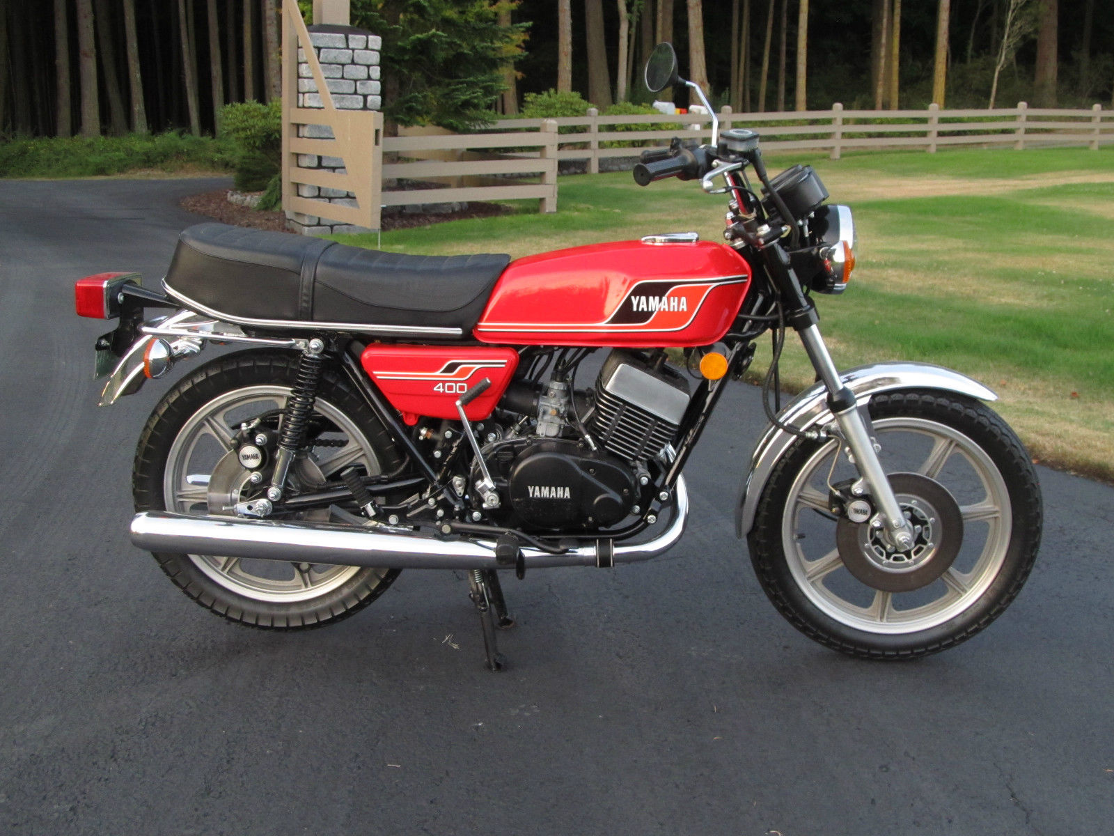 1977 Yamaha RD-400 - Mint and Original