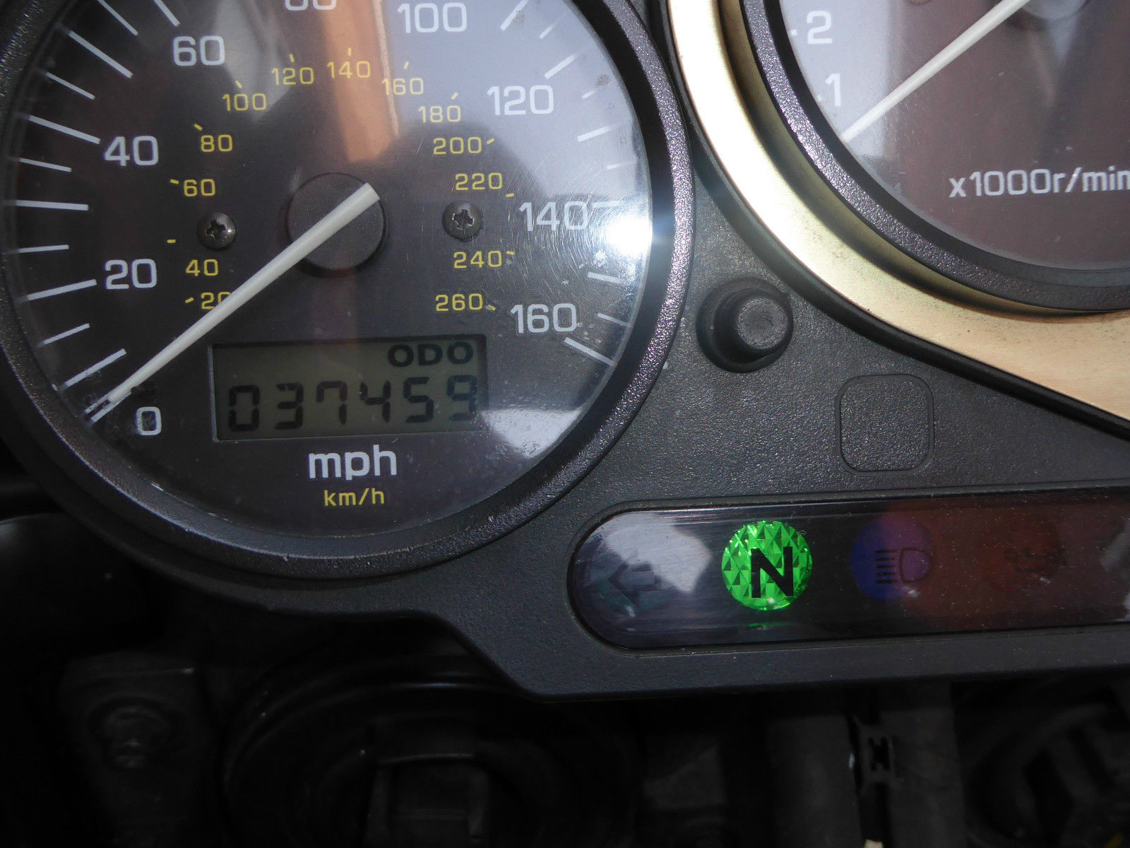 1999 YAMAHA FZS 600 GOLD