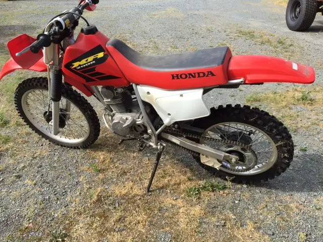 2002 Honda XR 200