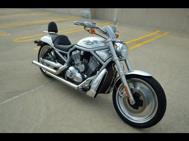 2003 Harley-Davidson VRSC V-Rod 2-Door Motorcycle