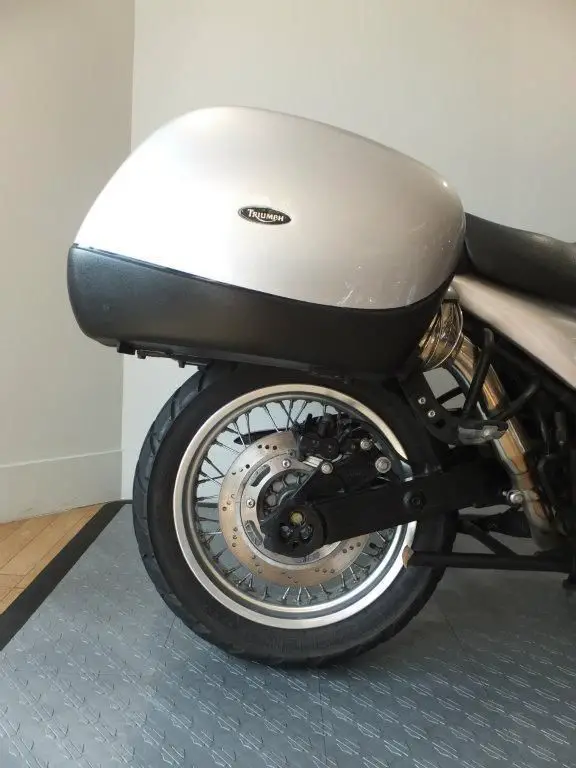 2003 Triumph TIGER, SILVER