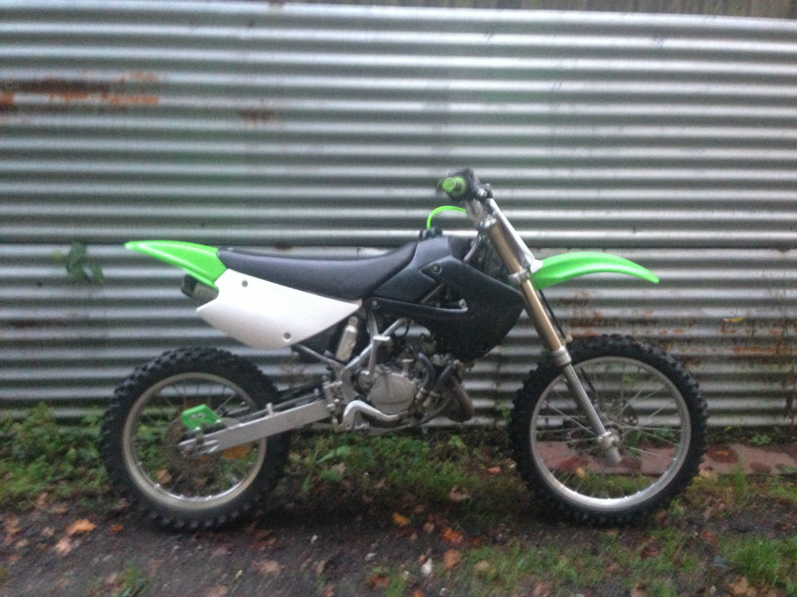 2004 kawasaki kx 85 mint look!!!!!