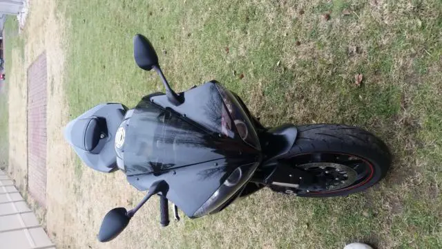 2004 yamaha r1 runs and look good