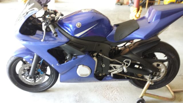 2004 Yamaha YZFR6SR